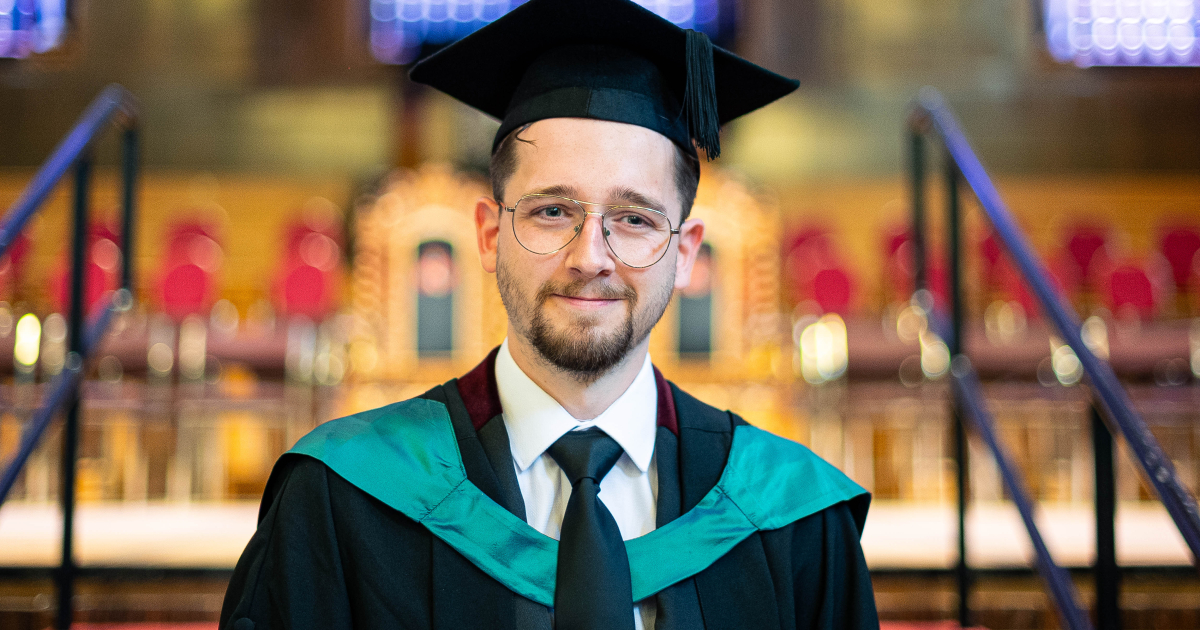 Crafting Legacy: Lewis Parry’s Mid-Century Chair Wins Recognition at Westminster Abbey ...